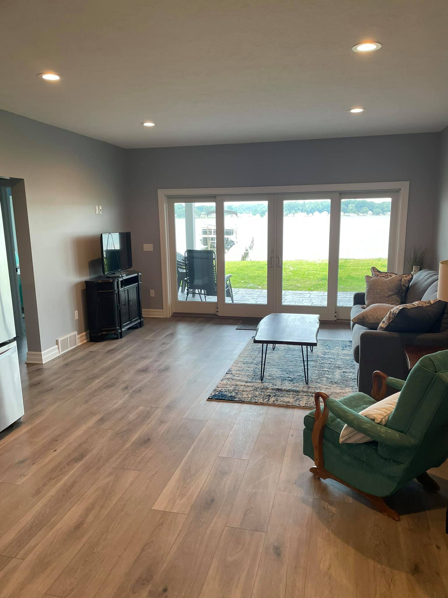 Painting and Home Renovation Service in Battle Creek, Michigan | Lar