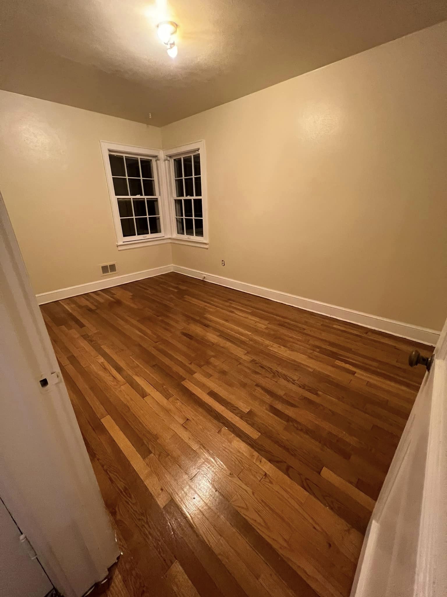 Painter Service | Top Notch Painting and Remodeling
